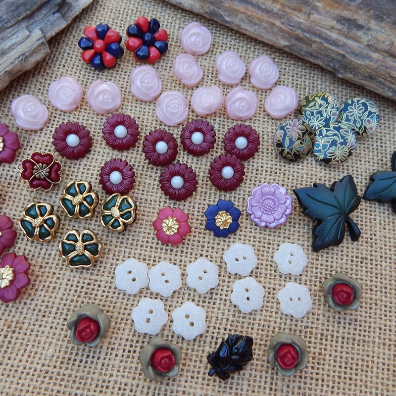 Large Floral Buttons - Etsy