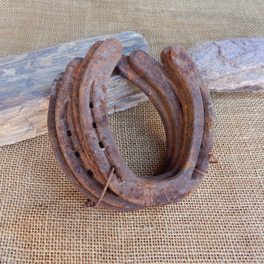 4 Authentic Rusty Horseshoes ~ 1970's 1980's Rustic Horseshoes ~ New ...