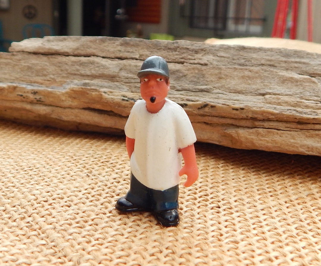 Homies / Gumball Machine Homies / 1 1/2" Tall Homies Guy / Collectible ...