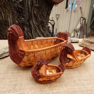 3 Nesting Wicker Duck Baskets / Wood & Wicker Duck Baskets / 3 | Etsy