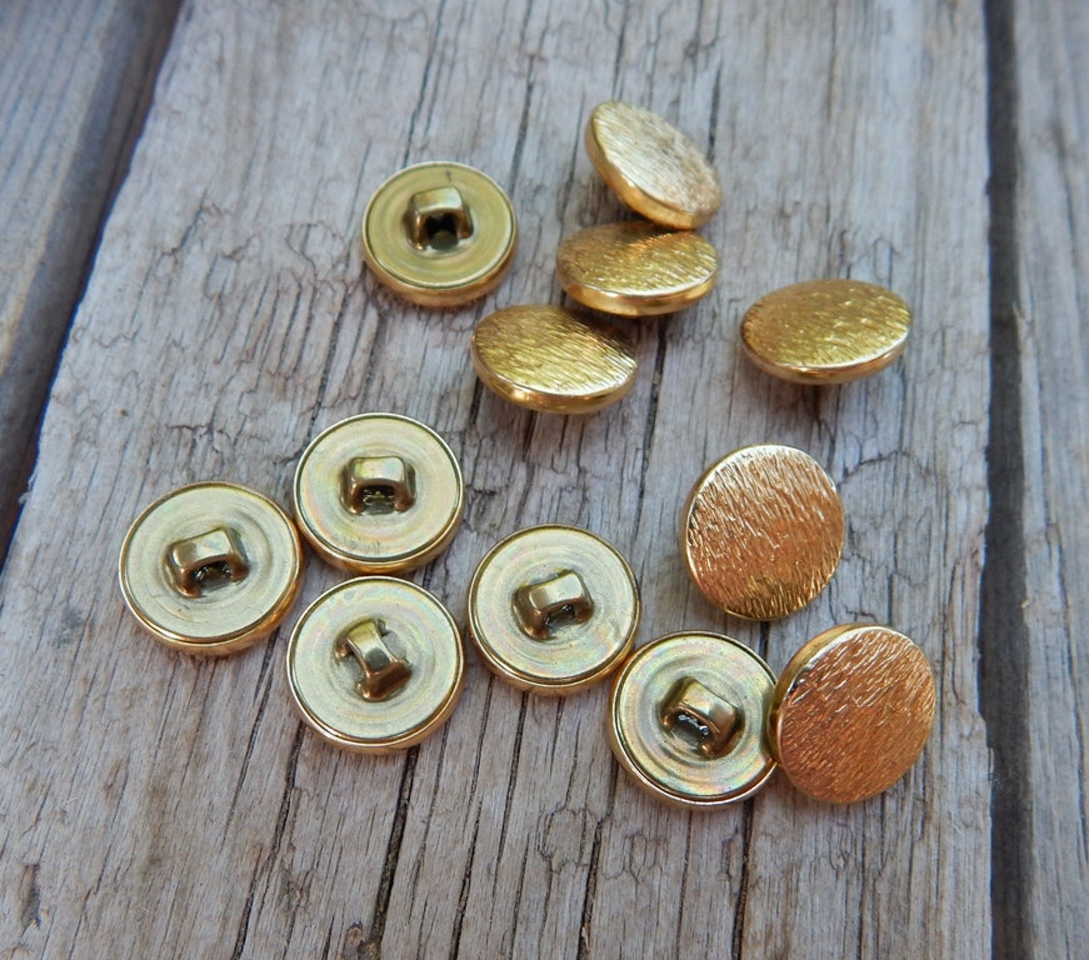 12 Textured Flat Top Buttons 15mm / Shank Style Flat Top Textured ...