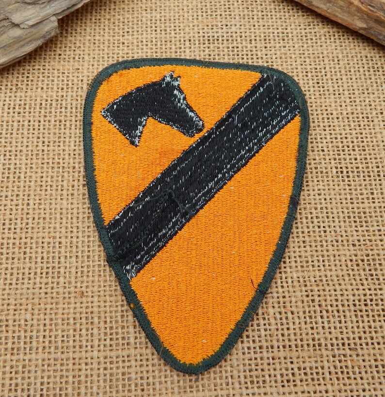 US Army 1st Calvary Patch / Gold and Black US Army 1st Calvary - Etsy