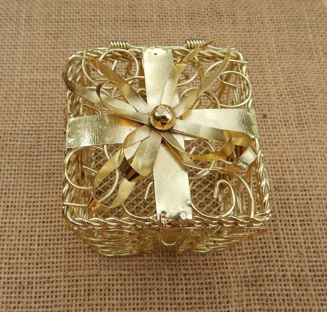 Gold Wire Trinket Box With Bow / Gold Wire Hinged Box / Gold - Etsy