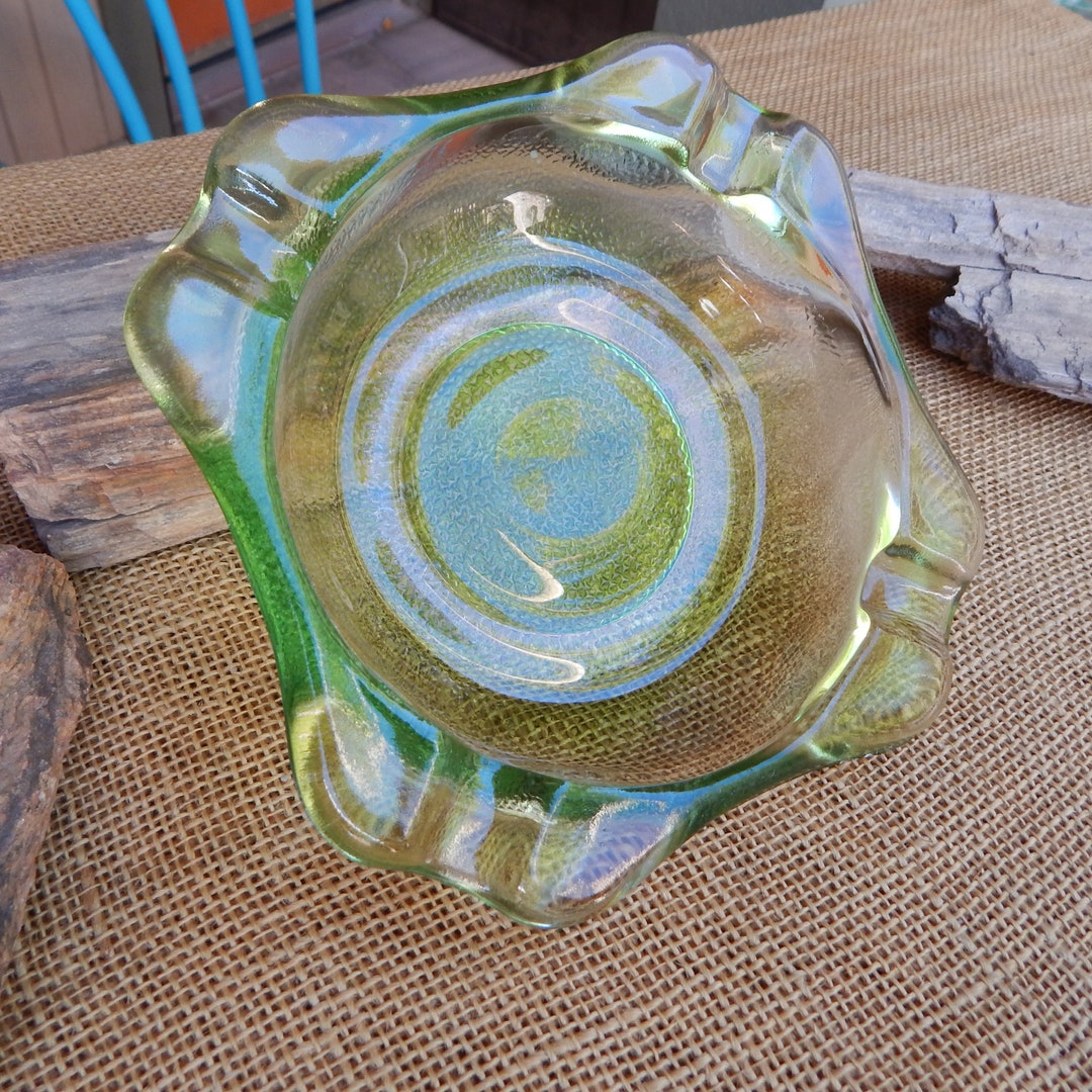 Vintage 7" Square Spring Green Glass Ashtray ~ Spring Green ~ Mint ...