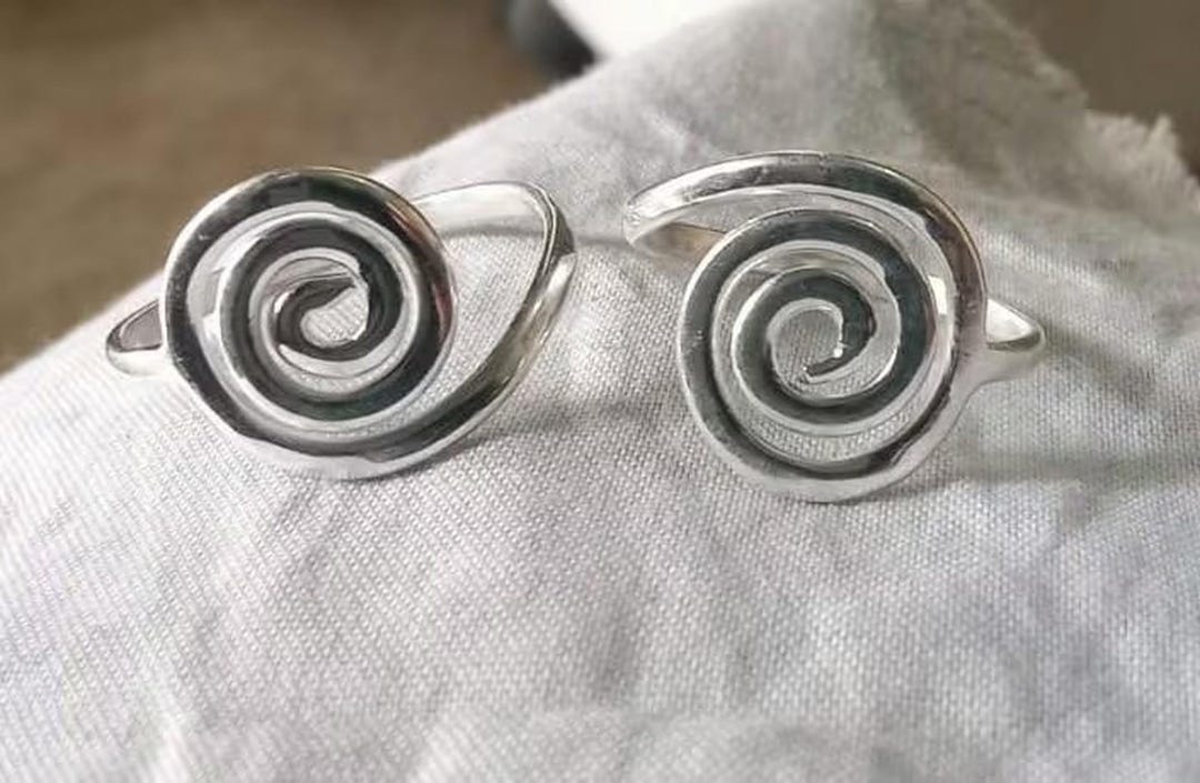Handmade Sterling Silver Swirl Ring: Artistic Statement Jewelry - Etsy