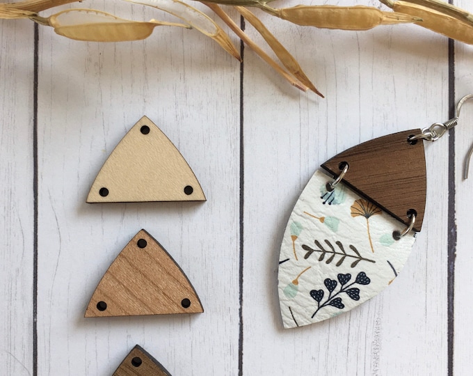 BULK Medium partial Teardrop / Triangle Connector Finished Wood ...