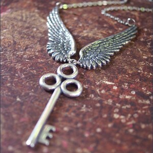 Wing Key Necklace -large SKELETON Key W/ ANGEL WING Pendants- Gorgeous ...