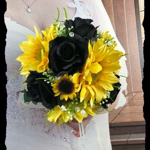 Black Bridal Flowers With Sunflowers Black Roses and Sunflower Bride's ...