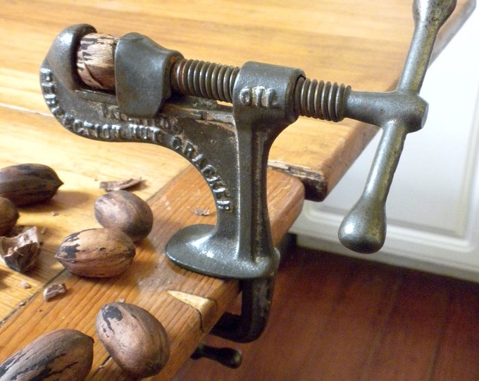 Antique Cast Iron Perfection Nut Cracker With Tabletop Clamp. Works ...