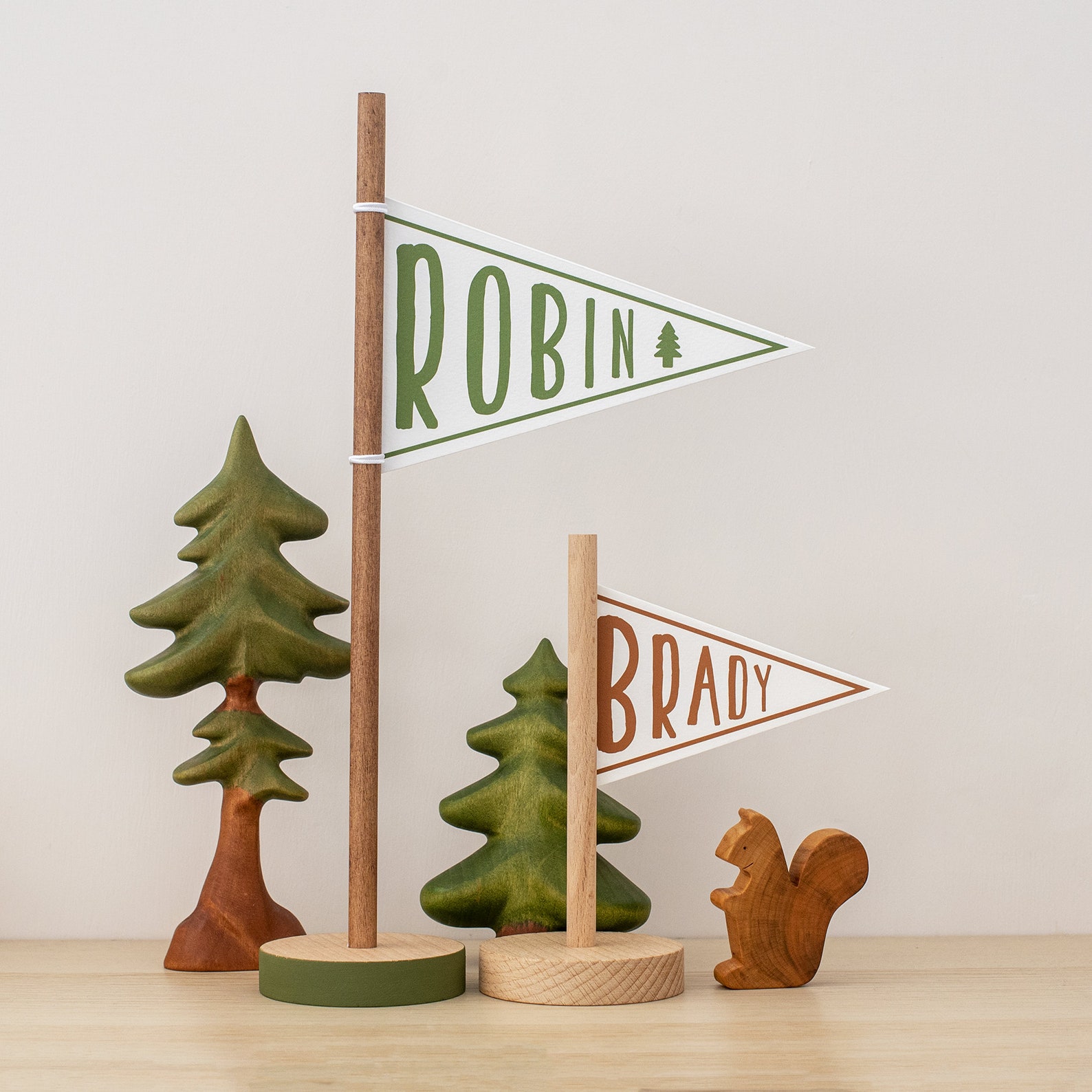 Base de bandera de banderín de madera | Etsy