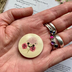 Wooden Buttons 3cm Garden Flowers Set of 8 - Etsy