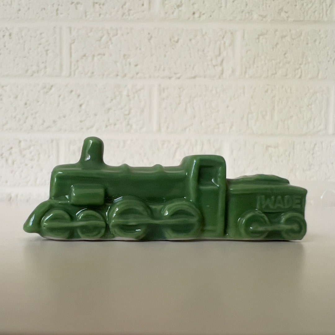 Vintage Wade of England Steam Engine Train Figurine Wade Miniature ...
