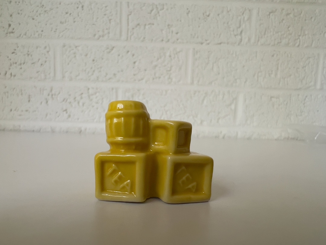 Vintage Wade of England Boston Tea Party Figurine | Wade Miniature ...