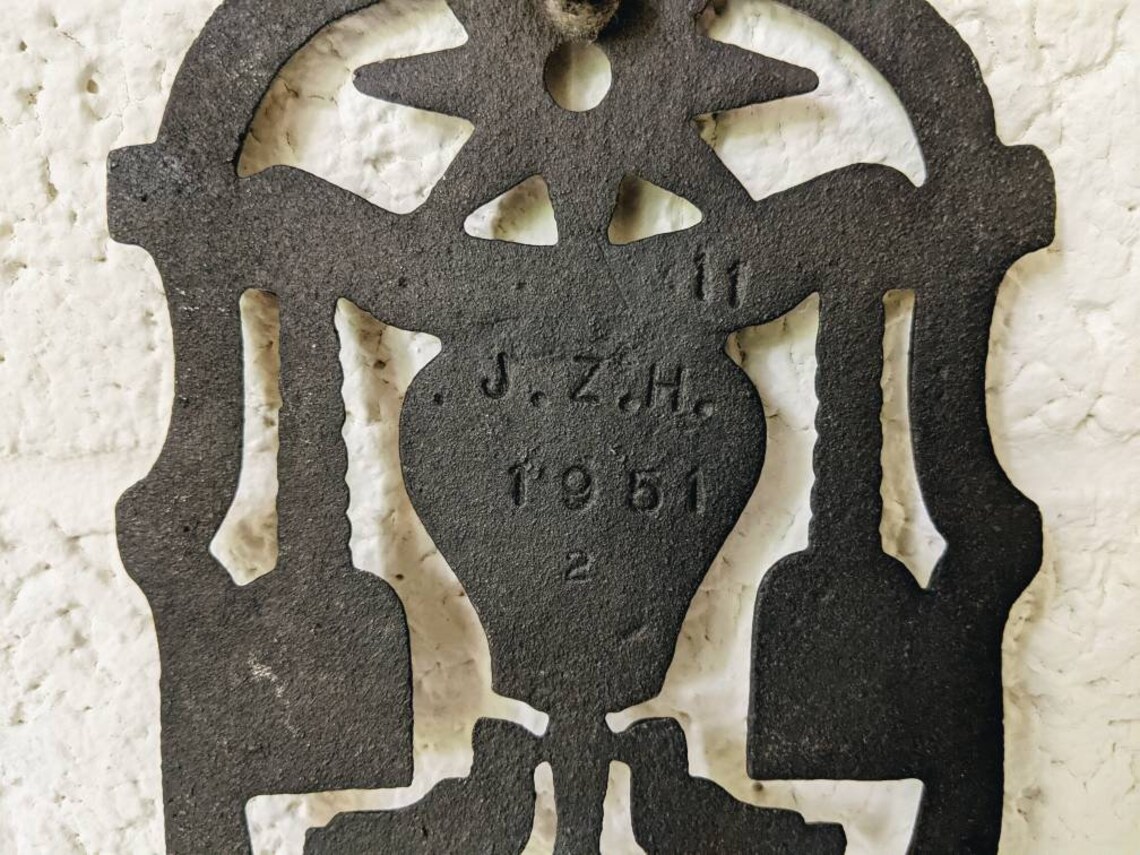 Vintage JZH 1951 Cast Iron Trivet or Wall Art | J. Z. H. Trivet | Birds ...