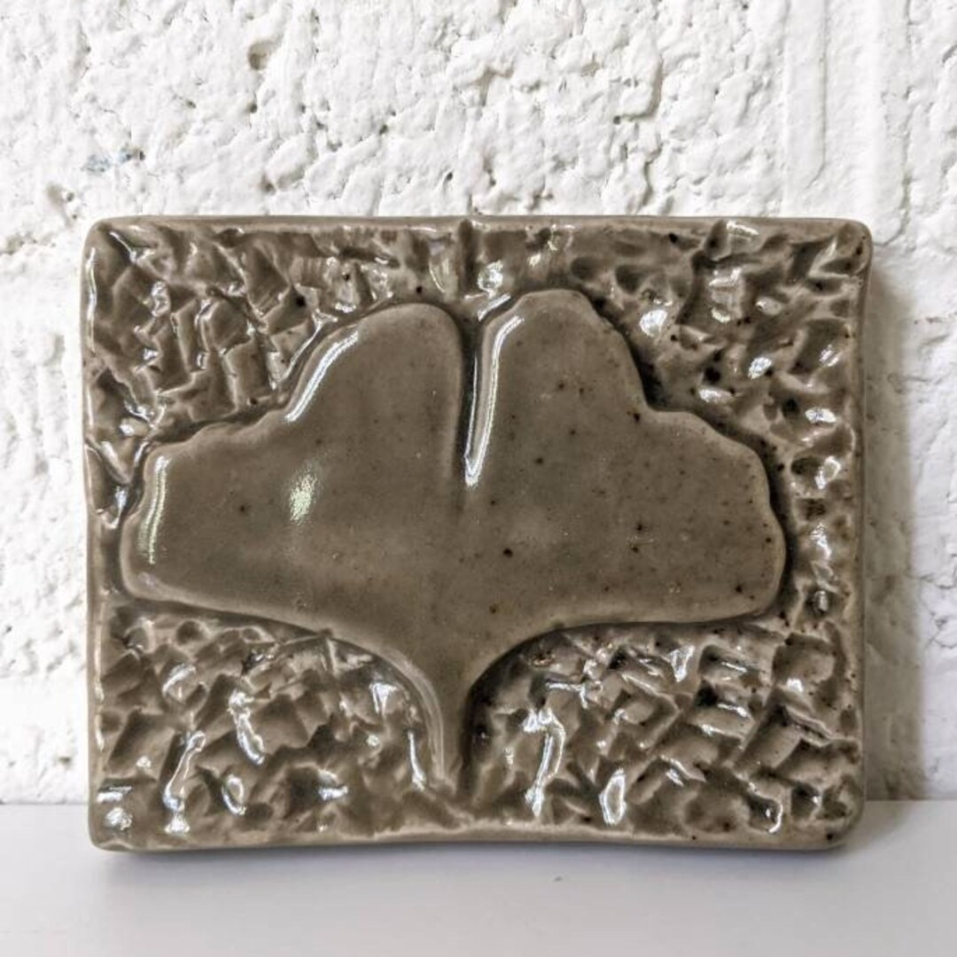 Small Vintage Pottery Ginkgo Leaf Pottery Wall Plaque | Ginkgo Wall Art ...