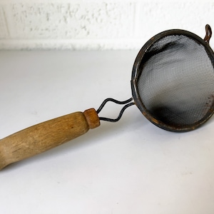 Vintage Handheld Kitchen Strainer | Metal Strainer With Wooden Handle ...