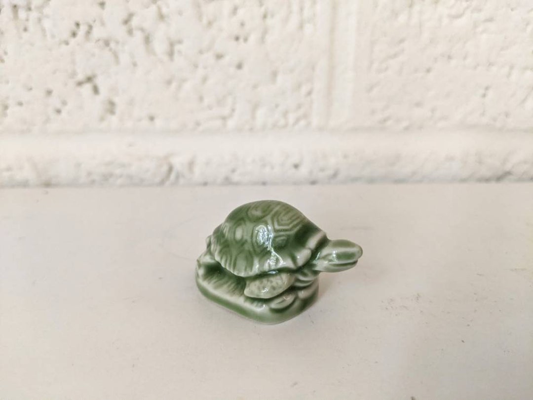 Vintage Wade of England Turtle Figurine | Wade Whimsies Miniature ...