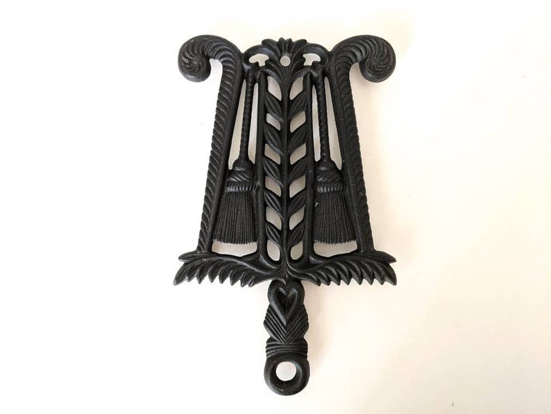 Vintage JZH 1951 Cast Iron Trivet or Wall Art J. Z. H. - Etsy