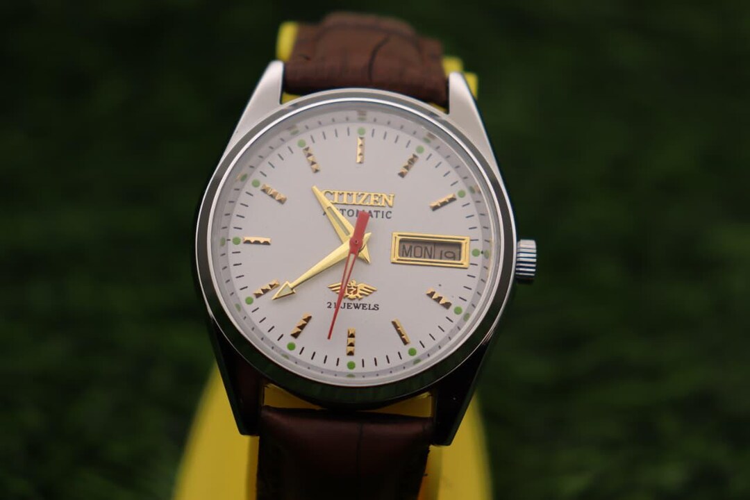 Vintage Citizen 21 Jewels Mens Wrist Watch White Dial Day/date - Etsy
