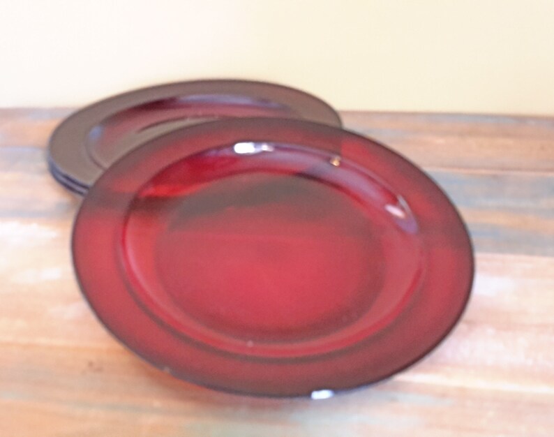 Salad Plates Ruby Red Classic Arcoroc Glass Vintage - Etsy