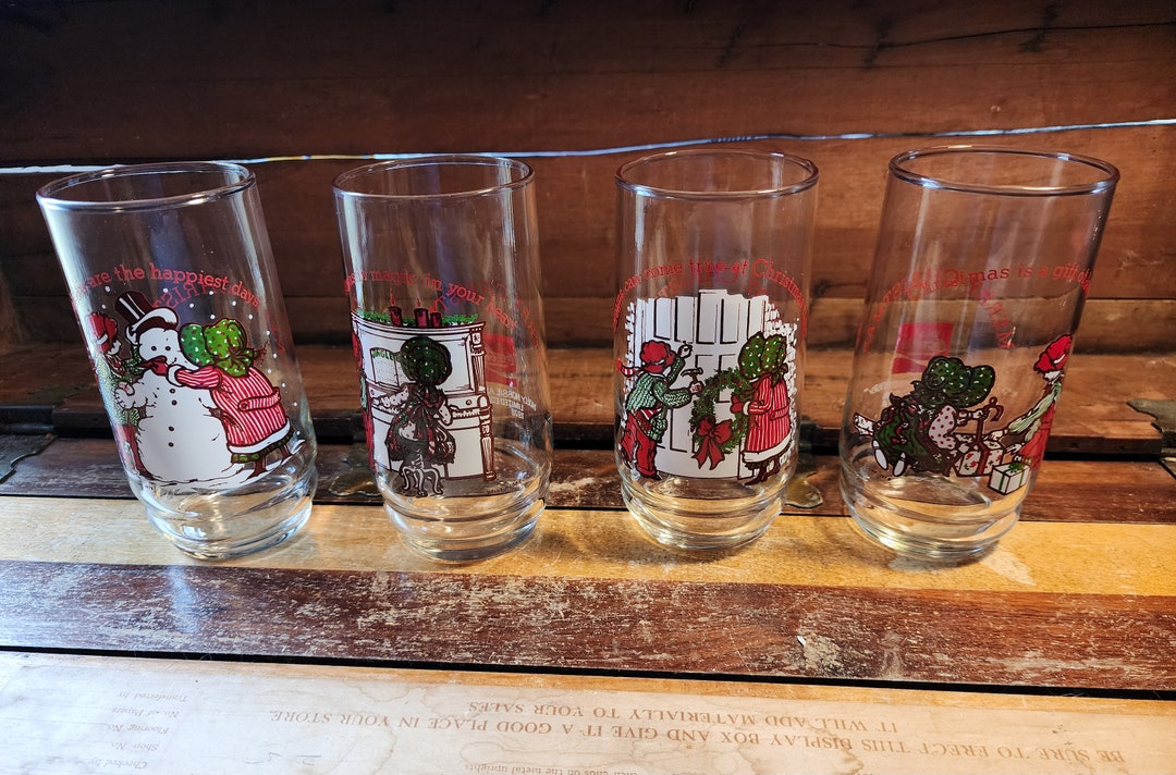 Holly and Robby Hobbie 1978 Coca Cola Christmas Glass Tumbler Vintage ...