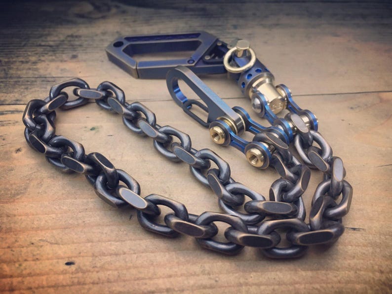 El Malo De La Película – Titanium Biker Wallet Chain and Keychain - Etsy