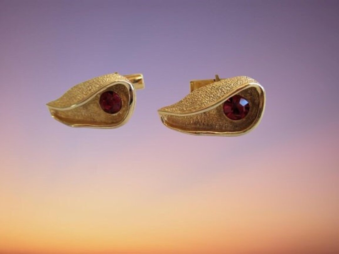 Vintage Cufflinks Ruby Red Gold Tone Rhinestone Cufflinks Judy Lee ...