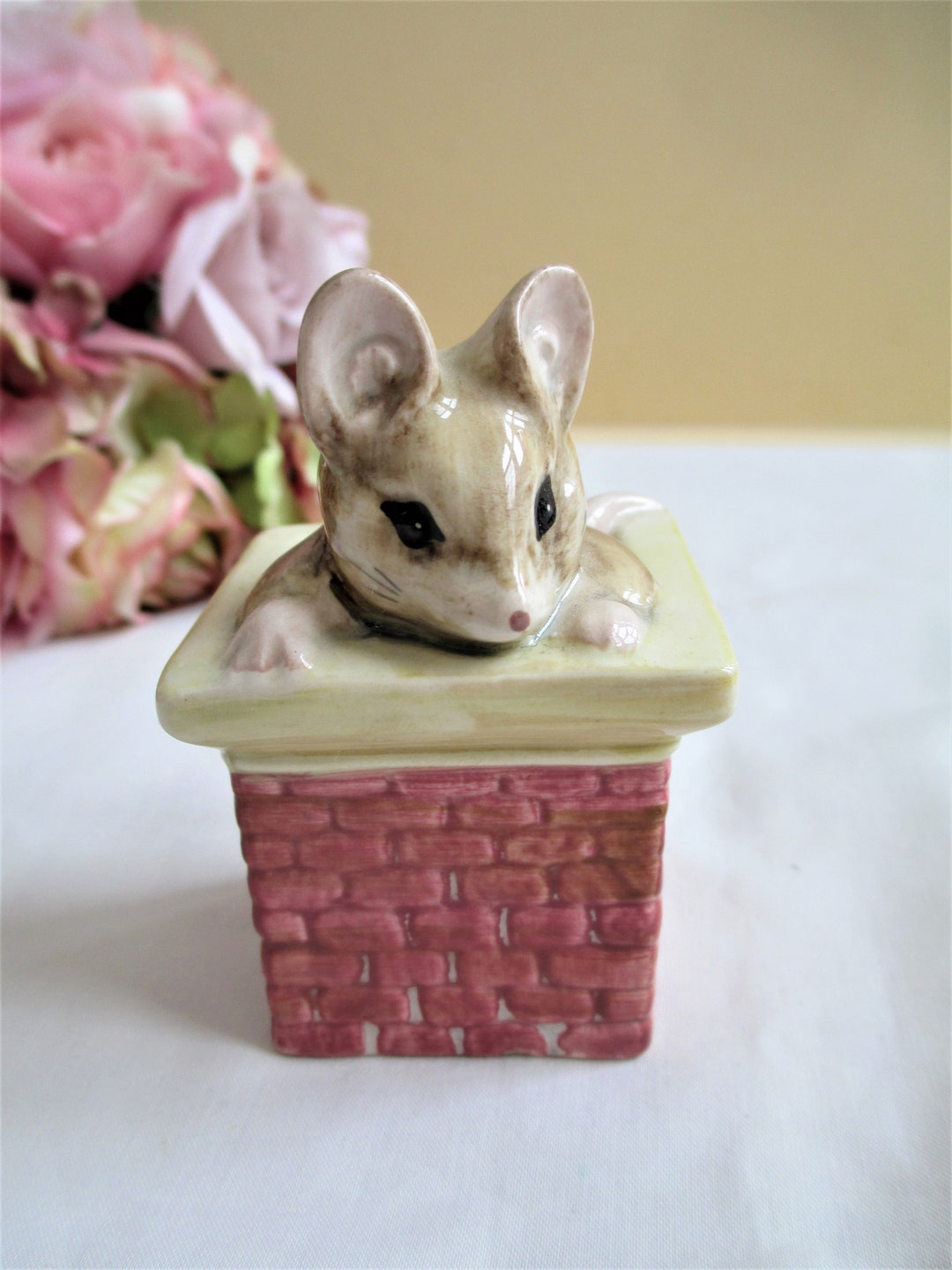 Royal Albert Royal Albert Tom Thumb Rabbit Beatrix Potter Bunny Rabbit ...