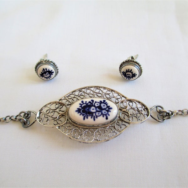 Delft Earrings - Etsy