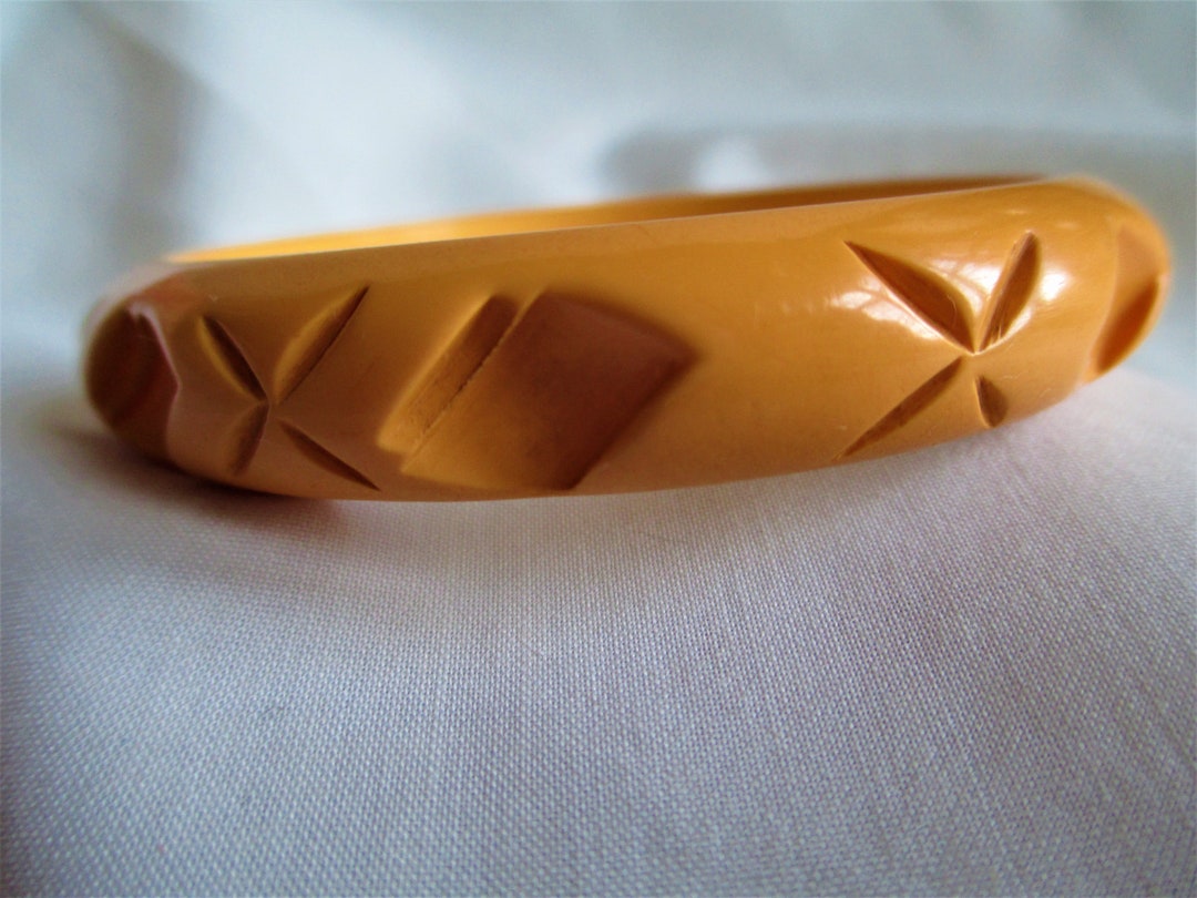 Vintage Butterscotch Bakelite Bangle Heavy Carved Flower Bracelet ...