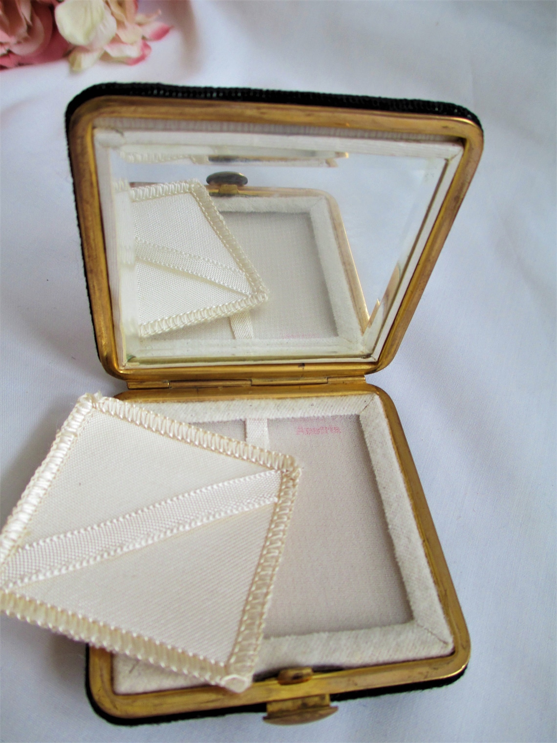 Vintage Compact Austrian Petit Point Powder Compact Unused in Earthy ...