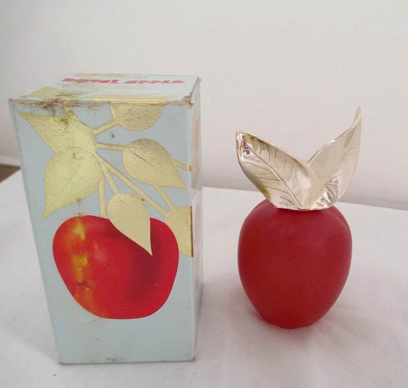 Avon Vintage Royal Apple Elusive Cologne in Original Box Vintage Avon ...