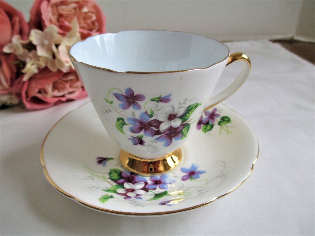 Old Royal Lovely Duo, Delicate Violet Floral Gilded Edges, Bone English ...