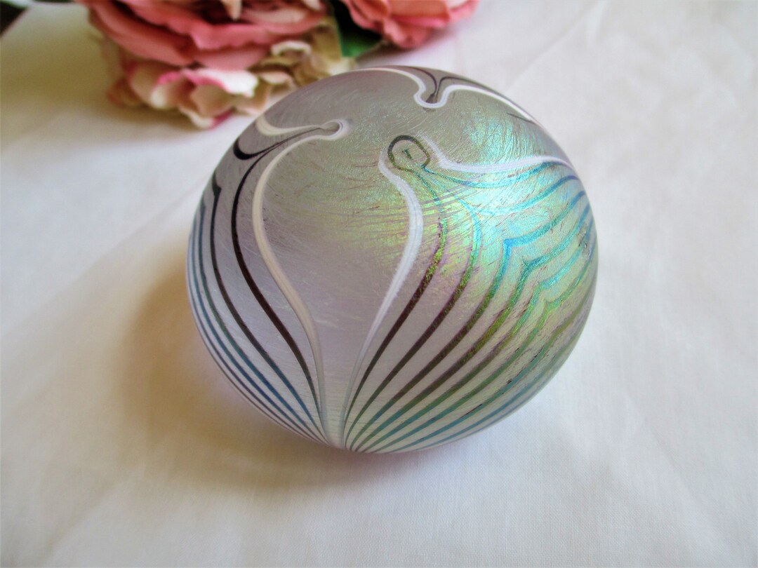 Vintage Paperweight Iridescent Pulled Feather Multi Colored Lines Hand ...