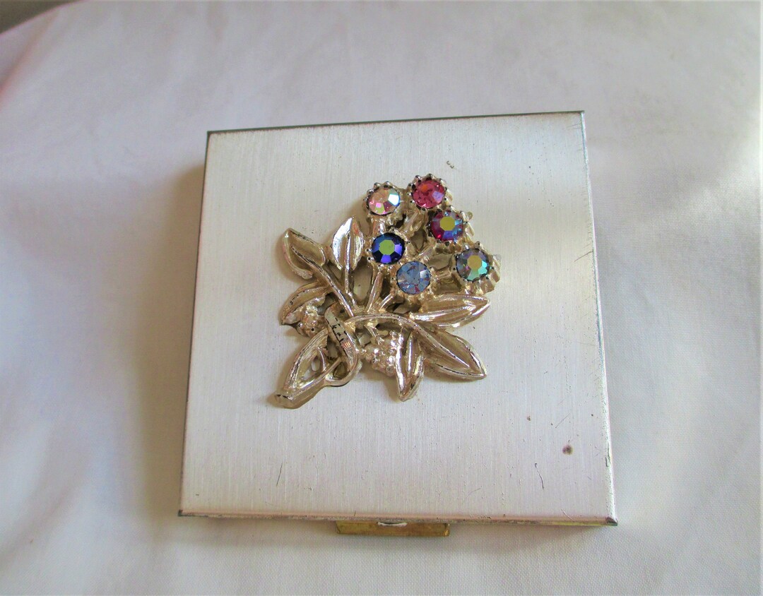 Vintage Compact Rhinestone Zell Fifth Avenue Face Powder Compact Art ...