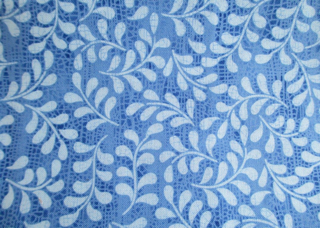 Vintage Fabric Blue and White Leaf Pattern Craft Quilt Cotton Fabric ...