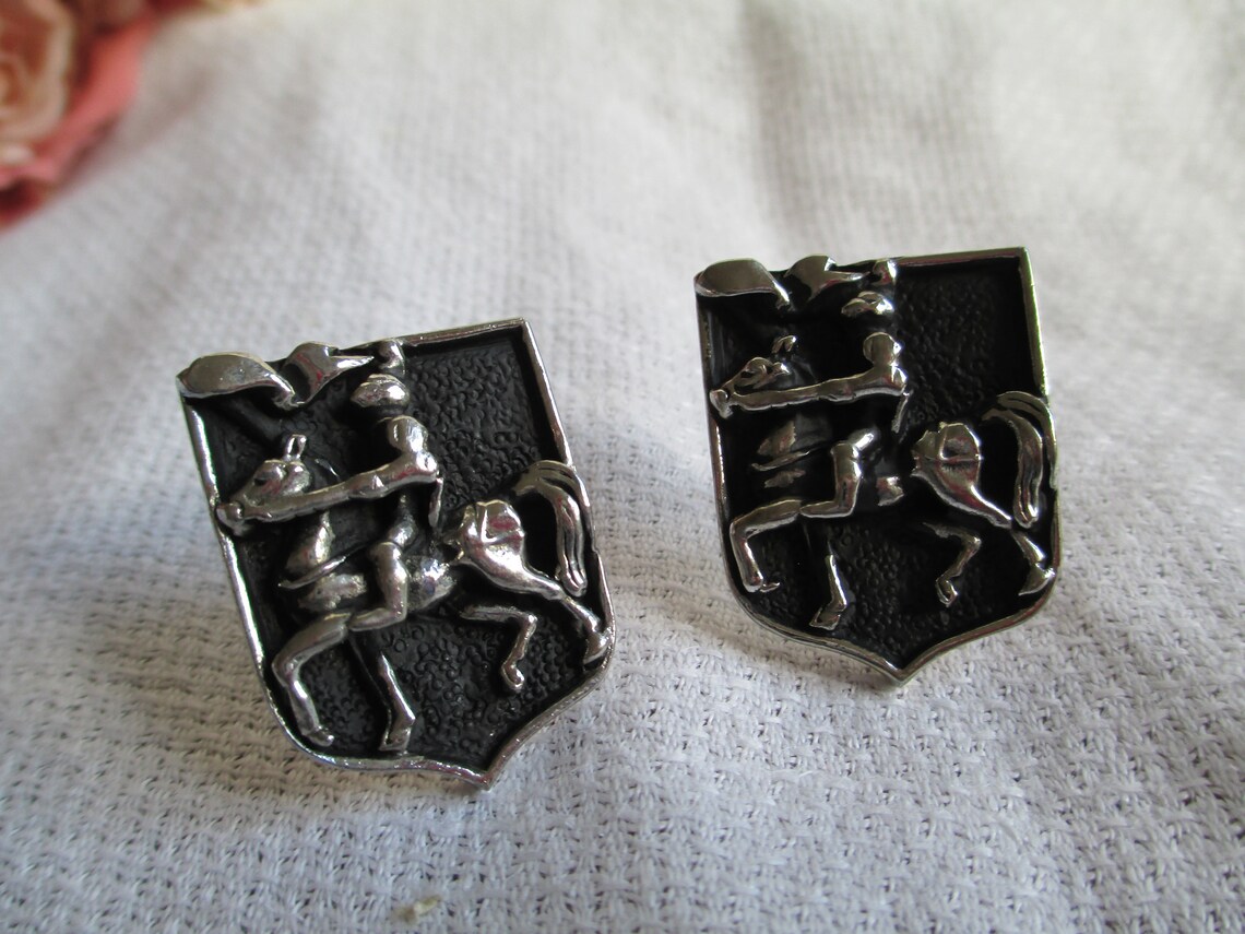 Vintage Swank Designer Collection Silver Enamel Knight on Horse Large ...