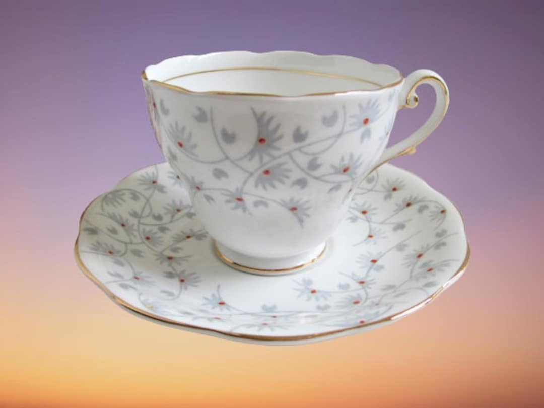 Vintage Royal Standard Beautiful Floral Vanity Fair Teacup and Saucer ...
