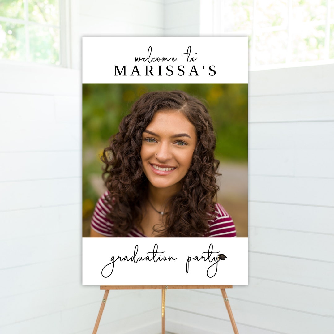 Graduation Party Welcome Sign, School Graduation, Girl Graduate ...