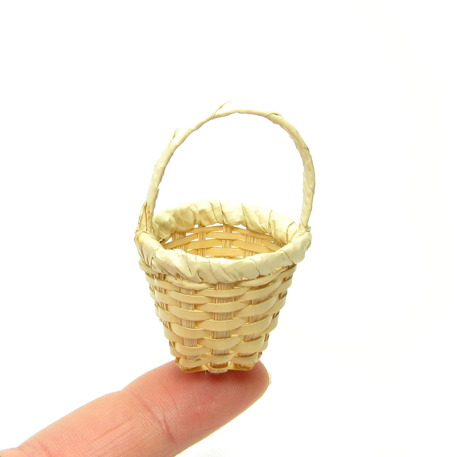 Miniature Straw Basket Natural Woven Mini Basket for Easter - Etsy