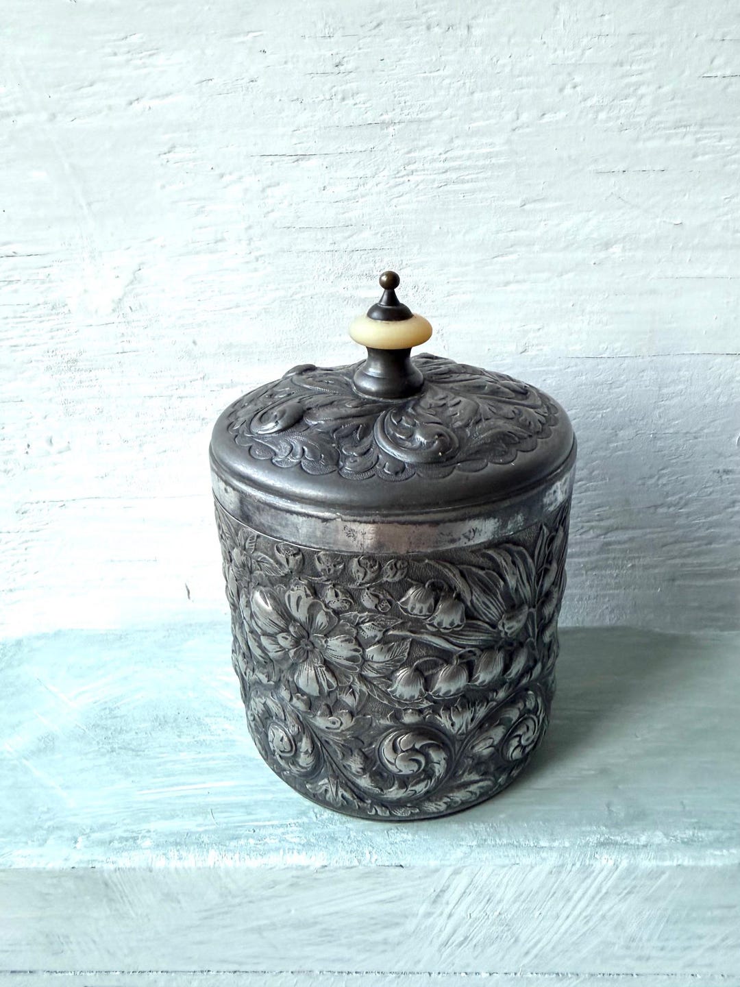 Antique Simpson Hall. Miller & CO Victorian Silver Plated Sugar Bowl or ...