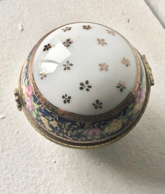 Porcelain Vintage Mini " Secret Box" ,porcelain Ball ,engagement and ...