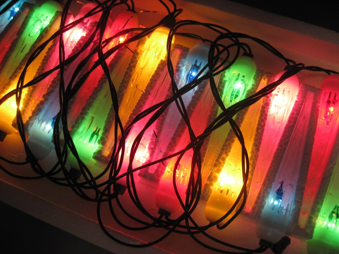 Vintage 70s Noma Plastic Icicle Electric Christmas Tree String Party ...