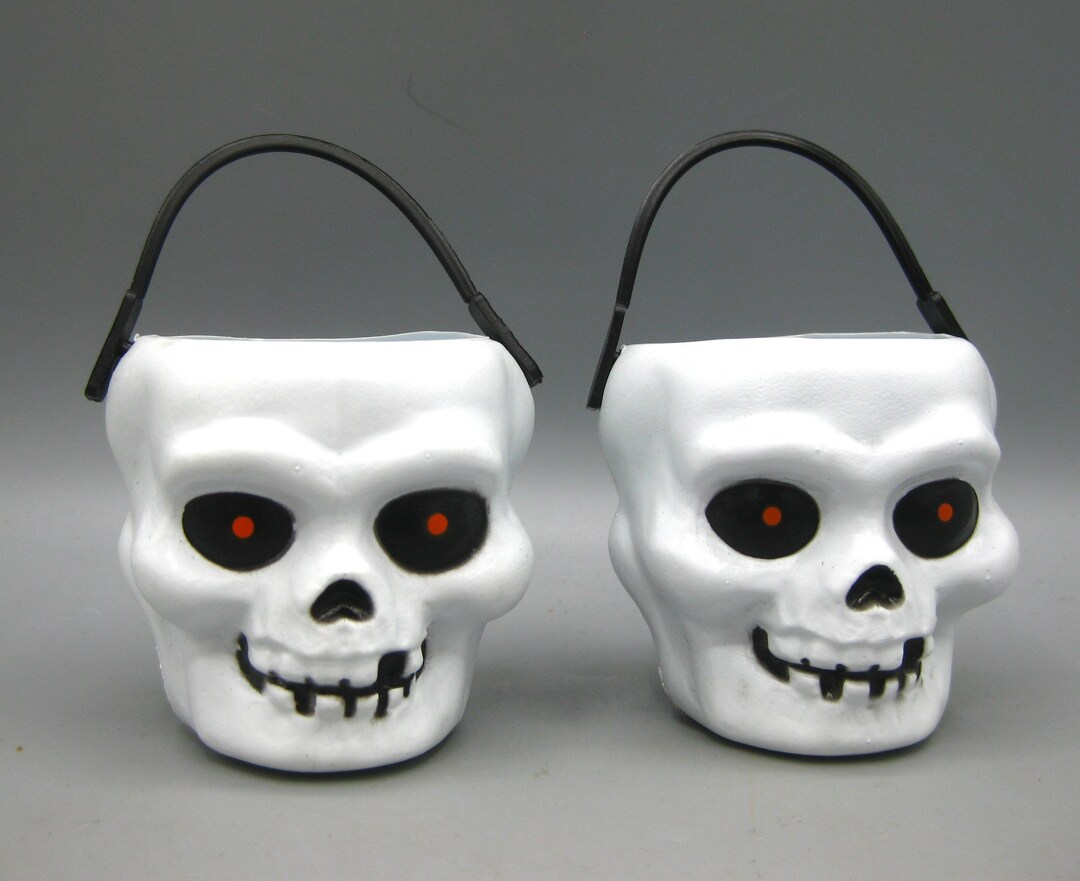 2 Vintage 90s Skeleton Skull Plastic Halloween Candy Containers - Etsy