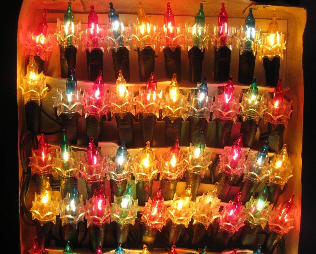 Vintage 70s Reflector Flower Petal Miniature Electric Christmas Tree ...