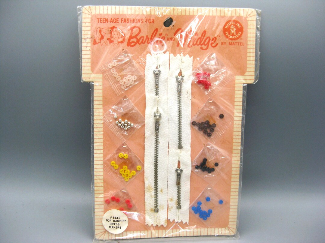 Vintage 1963 Mattel Barbie Doll #1831 Dress Makers Zippers & Buttons in ...