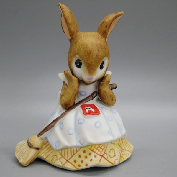 Peter Rabbit Porcelain Figurine - Etsy