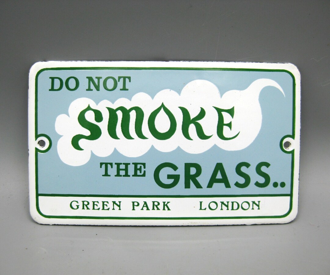 Vintage 70s Garnier & Co Enamel Do Not Smoke the Grass Green Park ...