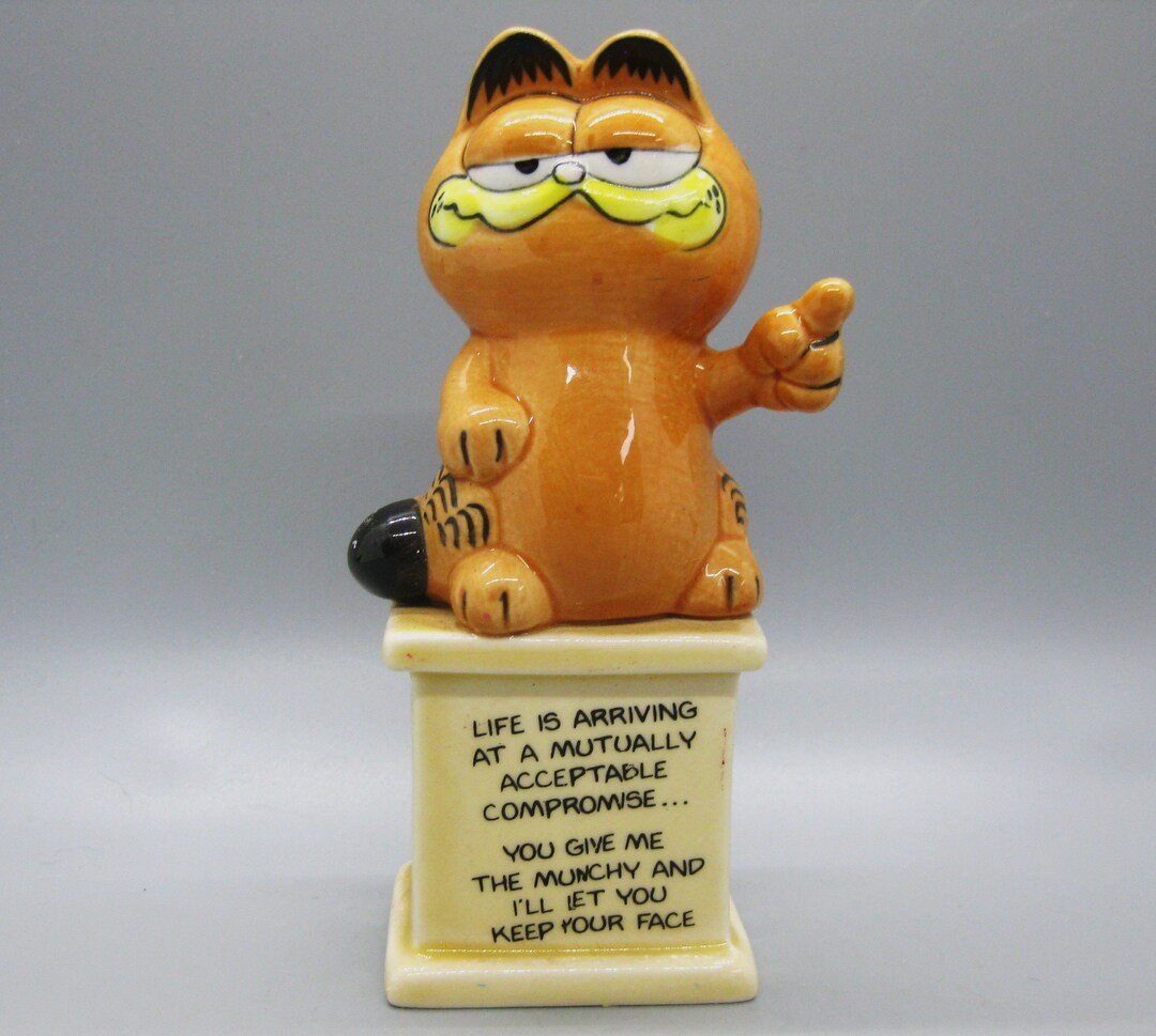 Vintage Garfield Ceramic Cartoon Cat Enesco Novelty Figurine - Etsy
