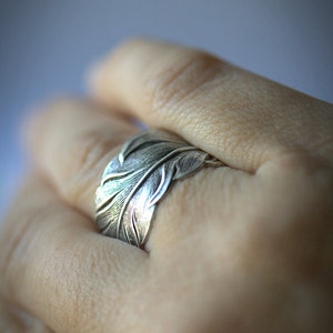 Silver Feather Ring UNISEX. Size 4 to 14. Feather Jewelry, Mens Ring ...